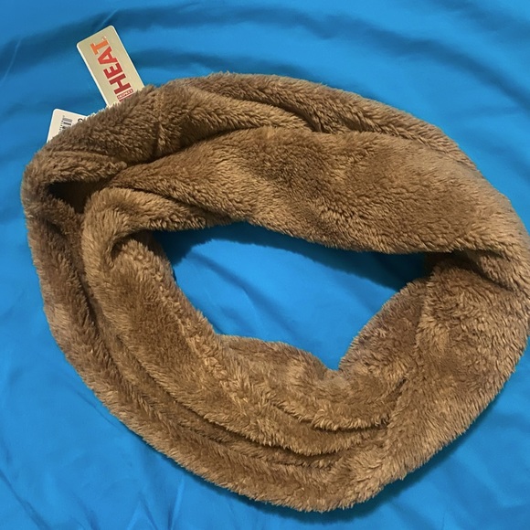 32 Degrees | Accessories | 32 Degrees Infinity Plush Sherpa Scarf ...